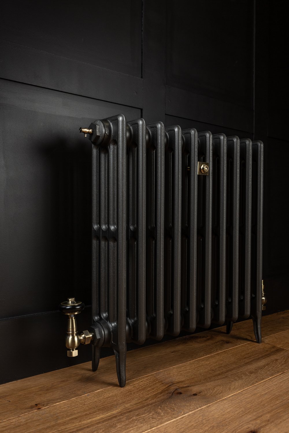 Traditional Victorian 4 Column 660mm Cast Iron Radiator 10 Section Matt ...